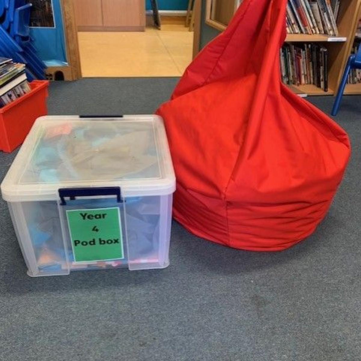 Portishead Primary School - Playpods come to lunchtimes!